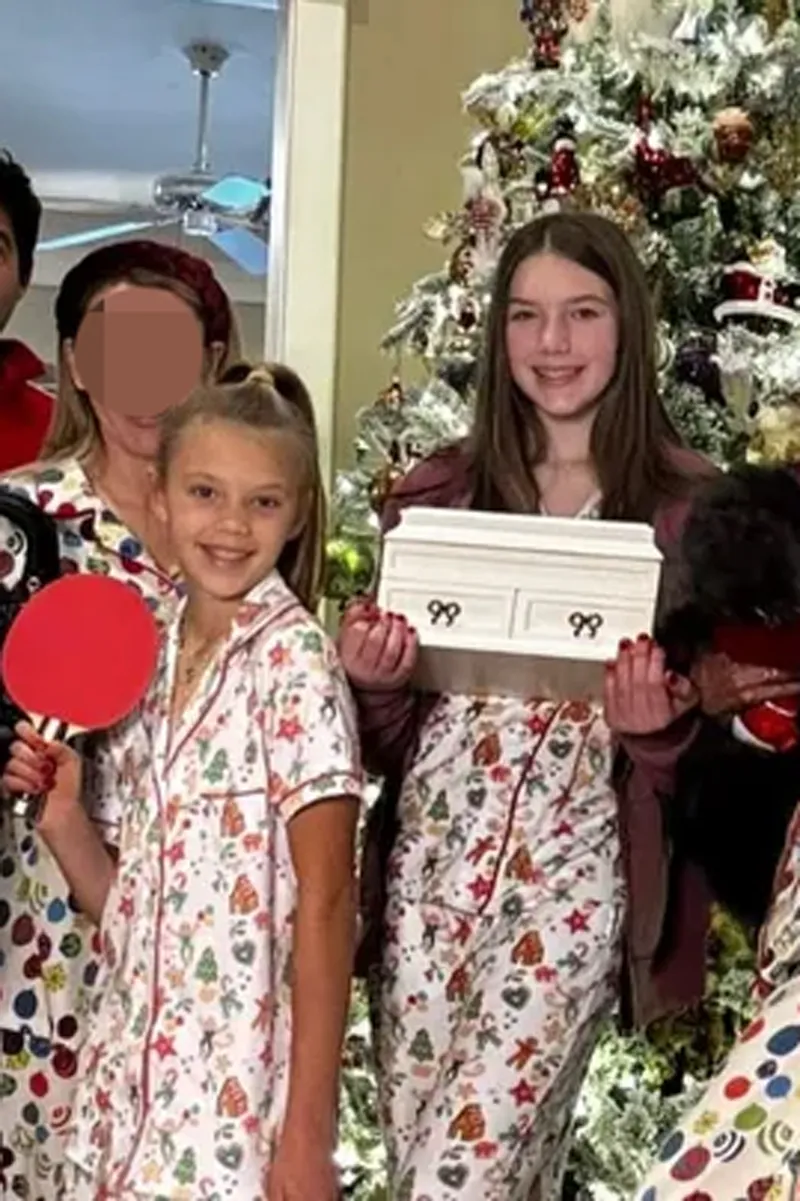 Sisters Who Di.ed in Texas Flood Were Found with Hands 'Locked Together'